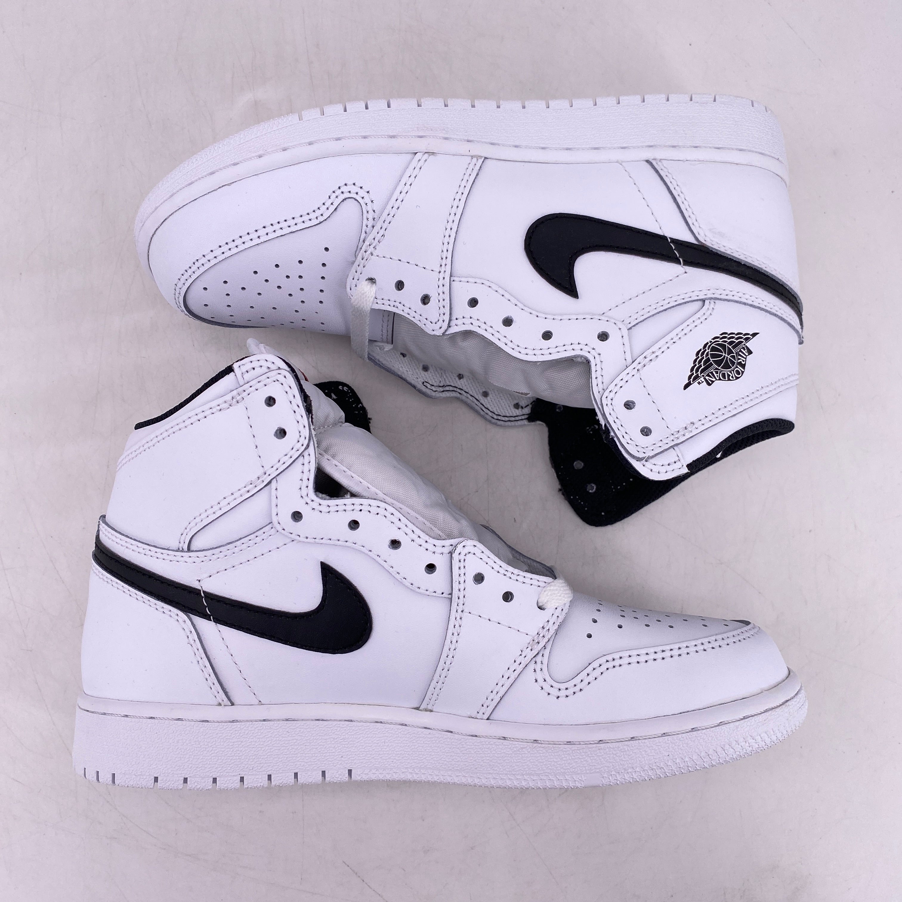 Air Jordan (GS) 1 Retro High OG "Ying Yang White" 2016 Size 6Y – SOLED ...